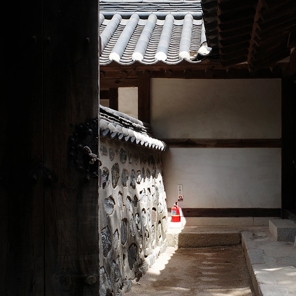 삼청동 오위장 김춘영 가옥 밀도 높은 도시에서 전통한옥 | ATELIER_P.1013